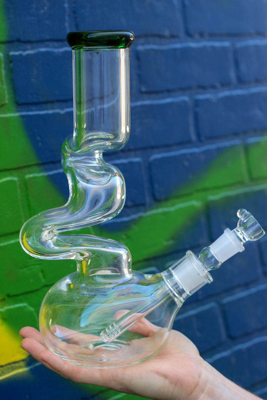 Bongs & Rigs – SWL
