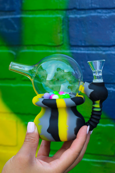 Bongs & Rigs – SWL